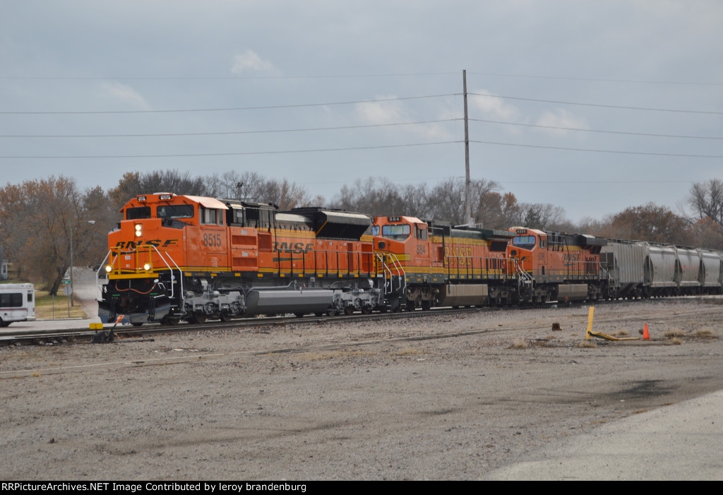 BNSF 8515